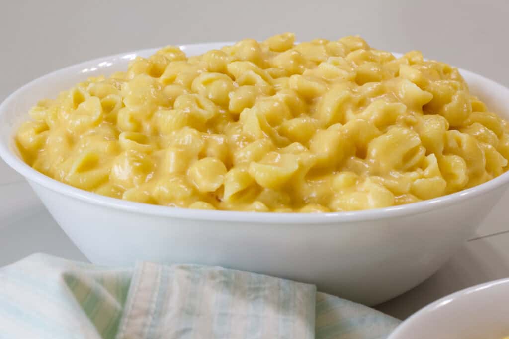 Homemade Shells Mac and Cheese - 30 Minute Dinners