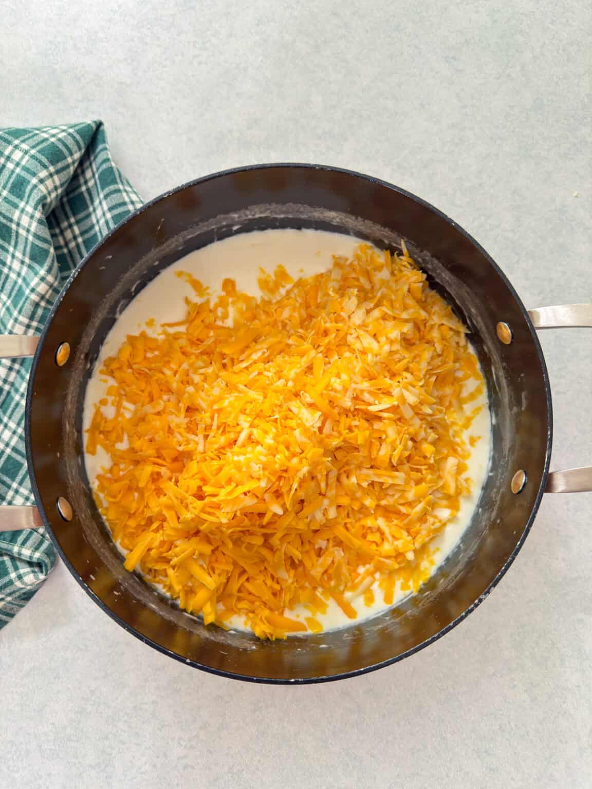 Homemade Shells Mac and Cheese - 30 Minute Dinners