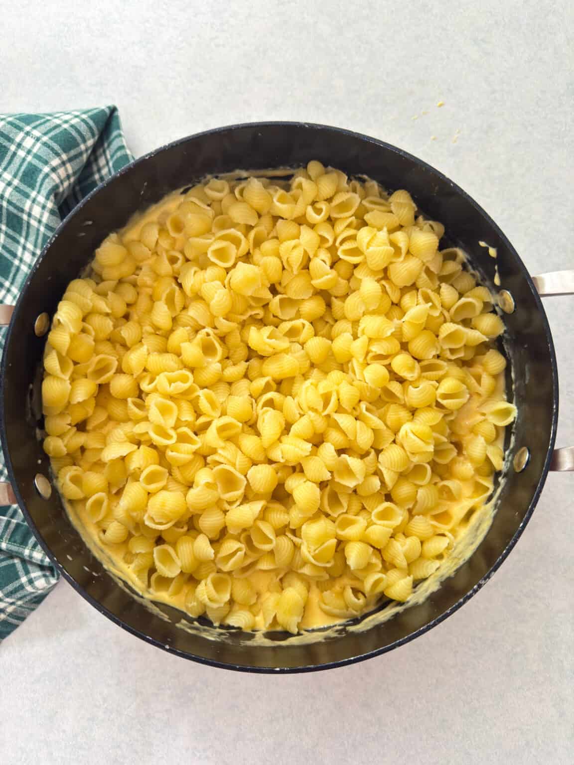 Homemade Shells Mac and Cheese - 30 Minute Dinners